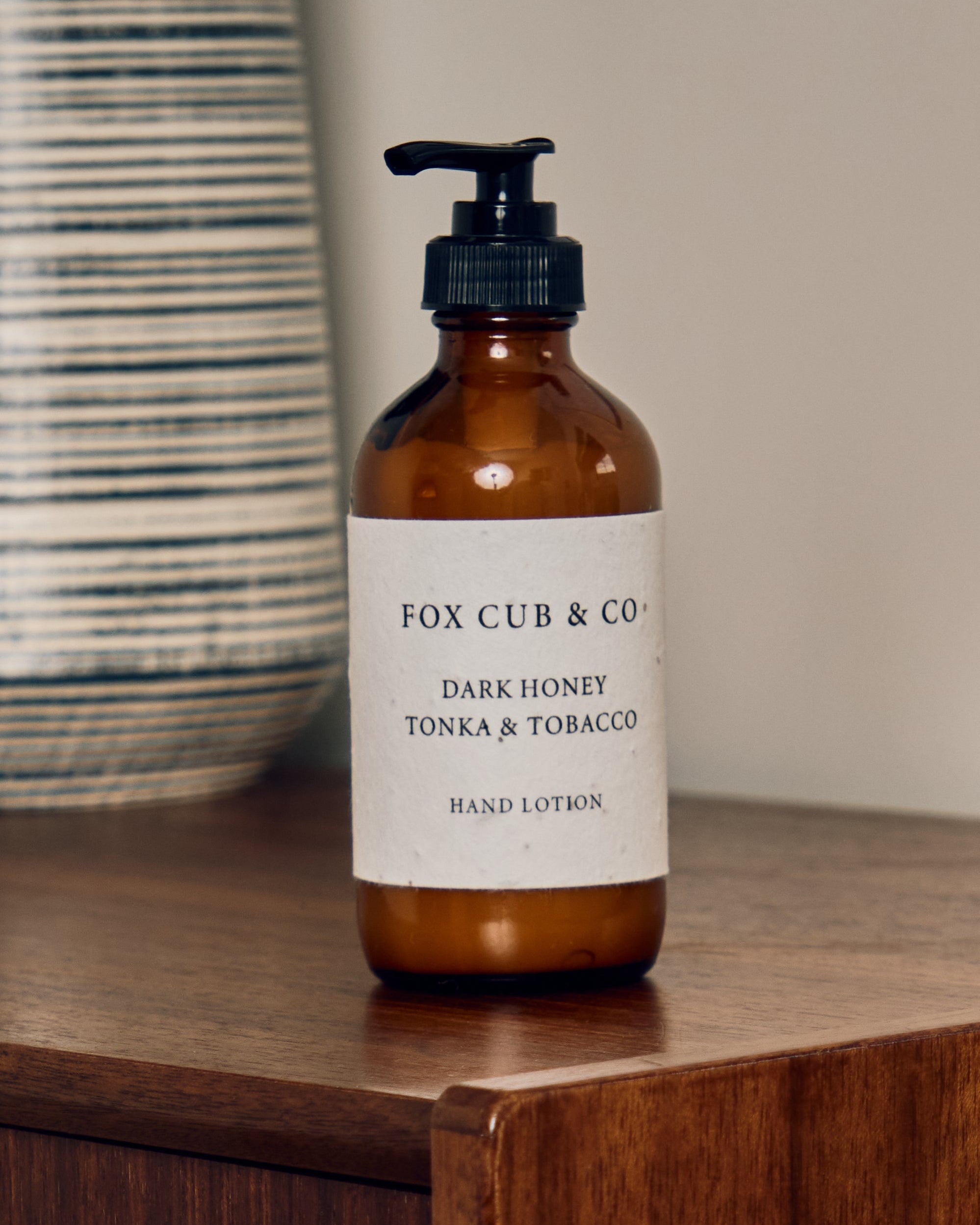 Dark Honey, Tonka & Tobacco Hand Lotion – Fox Cub & Co